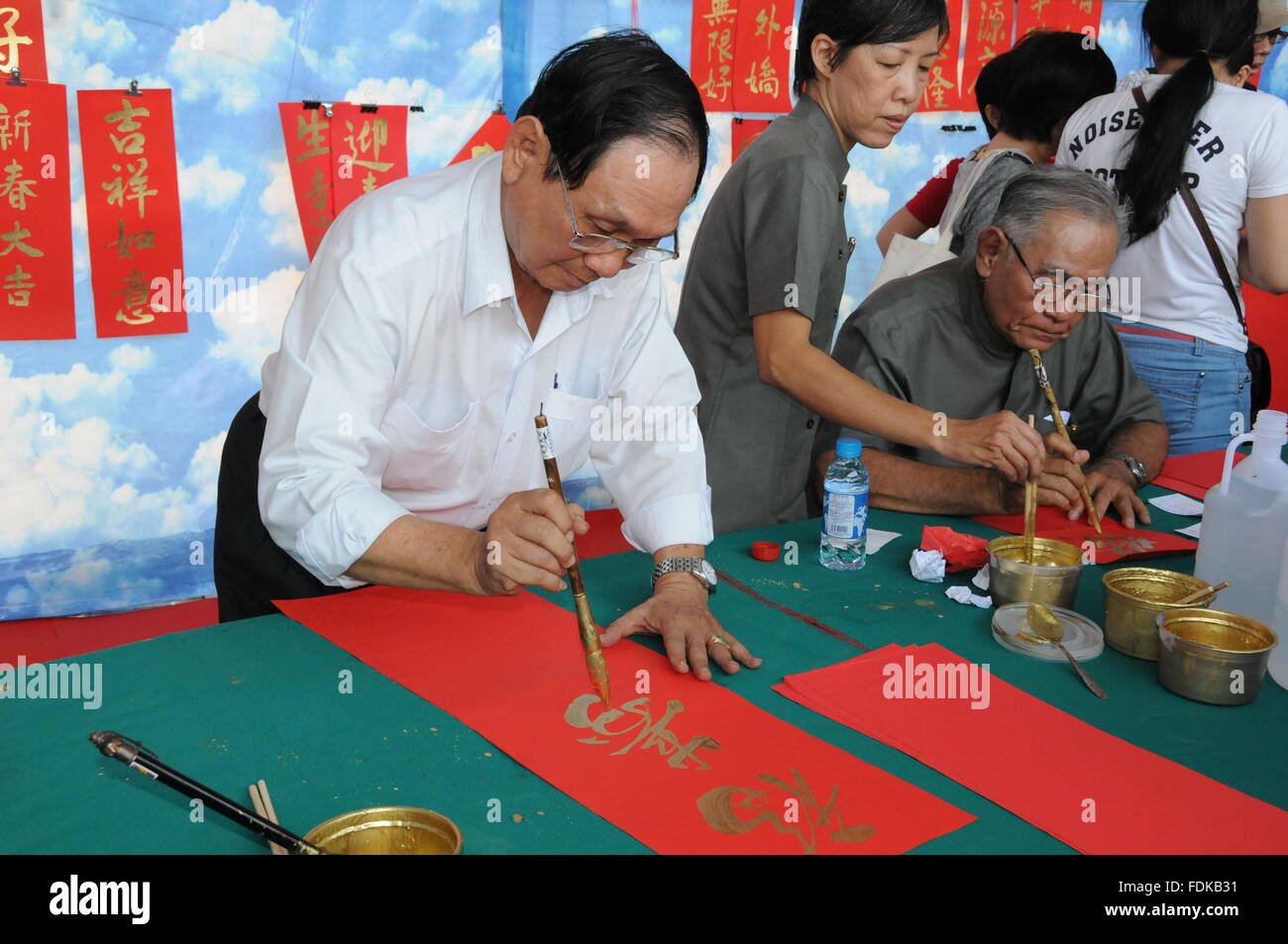 Ho Chi Minh City, Vietnam. 1st Feb, 2016. Vietnamese calligrapher Zhang ...