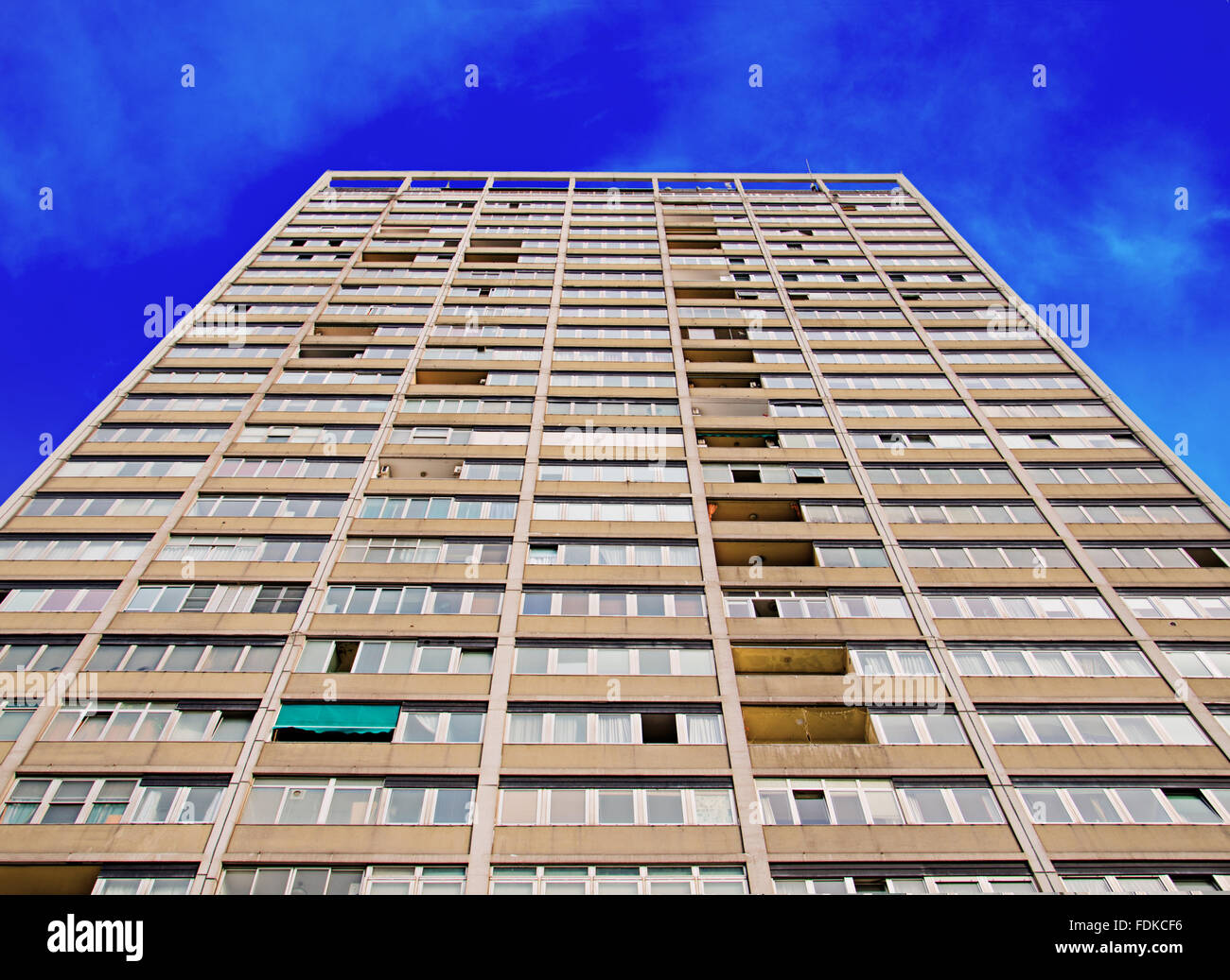 Multi storey building built hi-res stock photography and images - Alamy