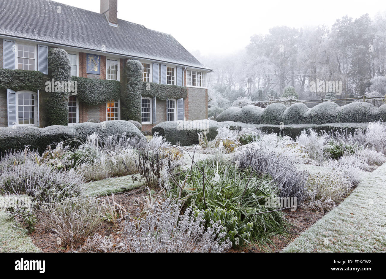 Nuffield house hi-res stock photography and images - Alamy