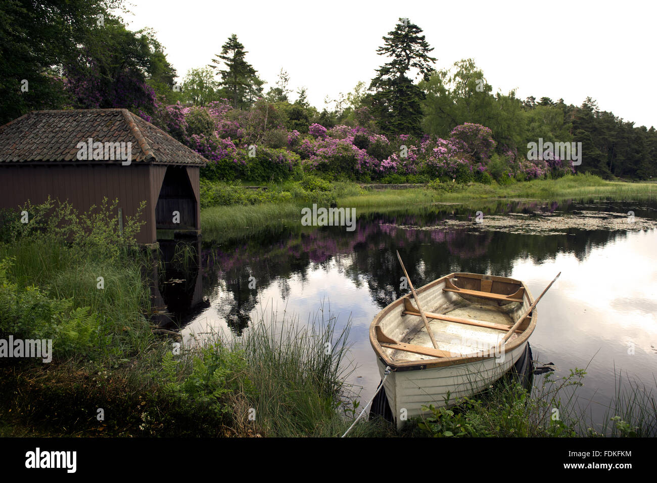 Arts and crafts cragside hi-res stock photography and images - Alamy