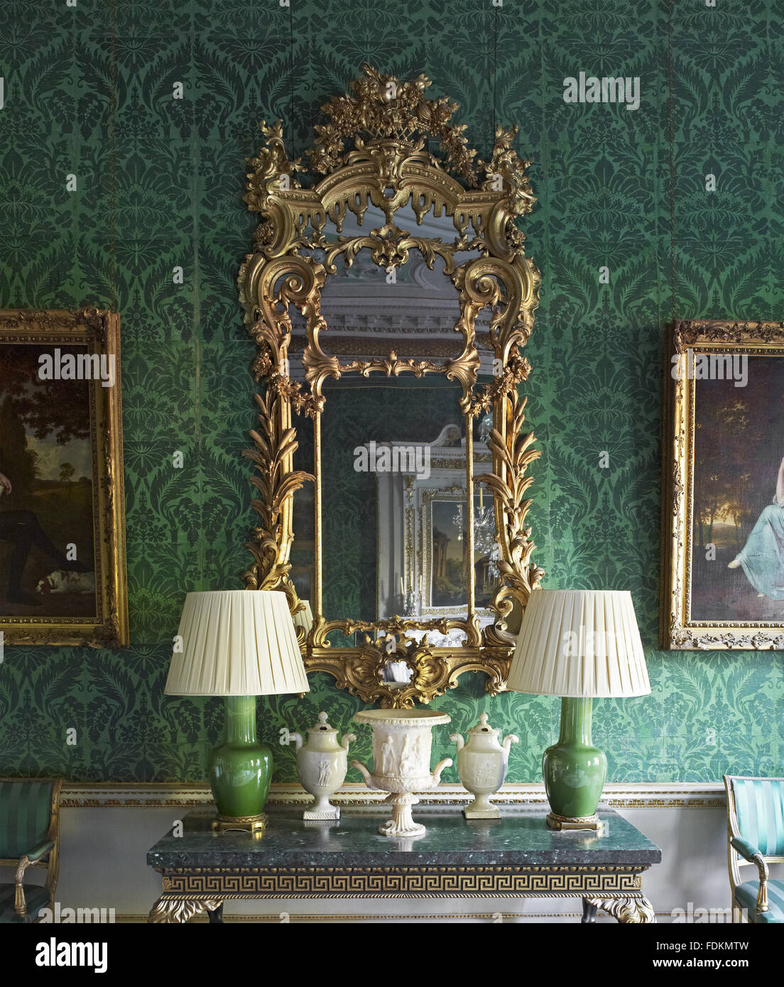 18th century drawing room hi-res stock photography and images - Alamy