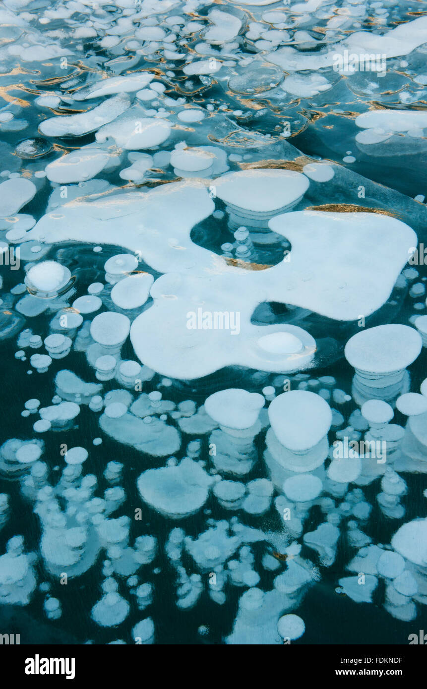 Frozen Bubbles Lake High Resolution Stock Photography and Images - Alamy