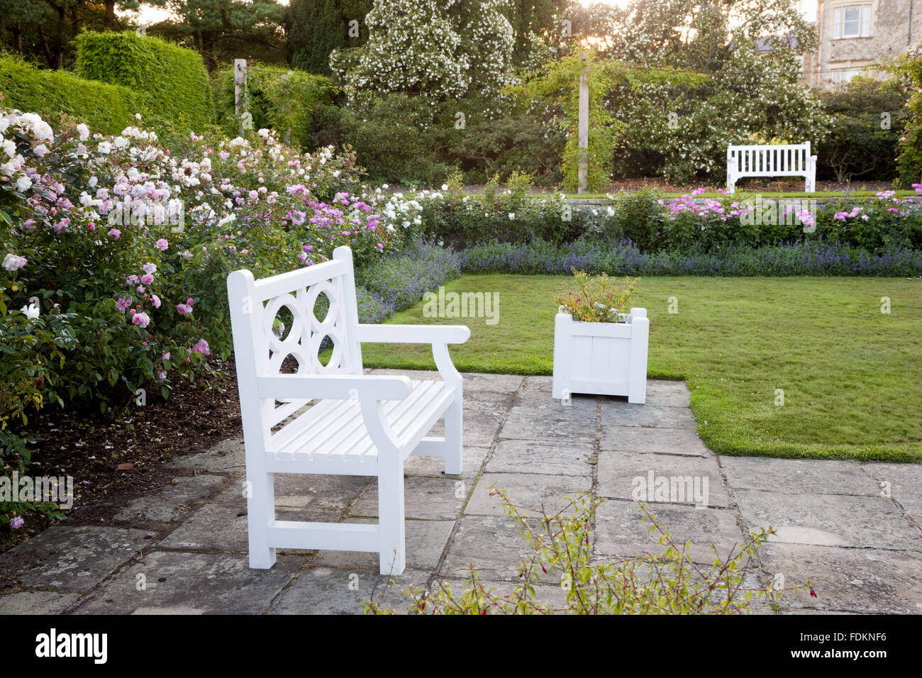 The Rose Garden in August at Emmetts Garden, Kent Stock Photo - Alamy