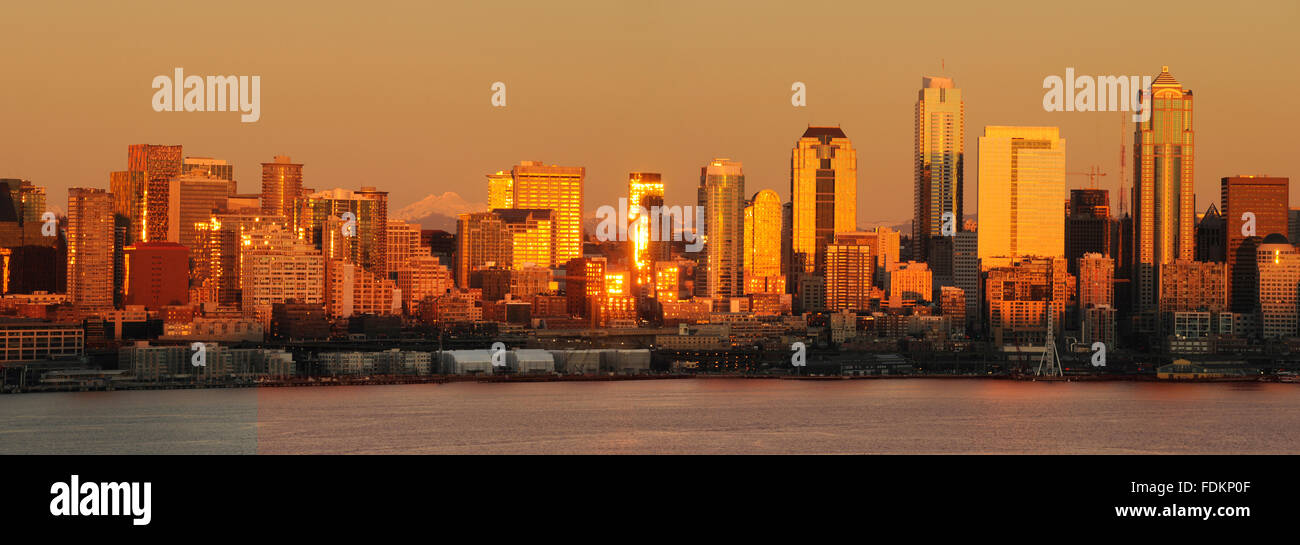 Seattle skyline at sunset from West Seattle, Washington Stock Photo - Alamy