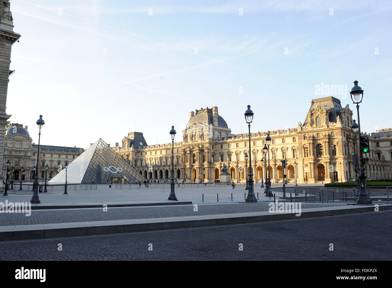 Empty paris 15 08 2013 france ile de france hi-res stock photography ...
