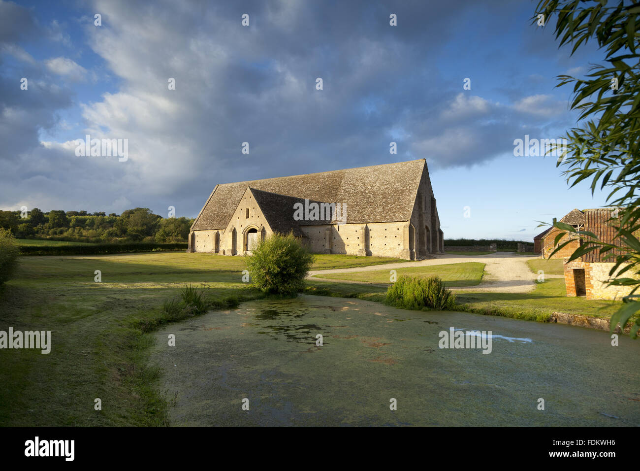 Great Coxwell Barn, Oxfordshire, a thirteenth-century Cistercian ...