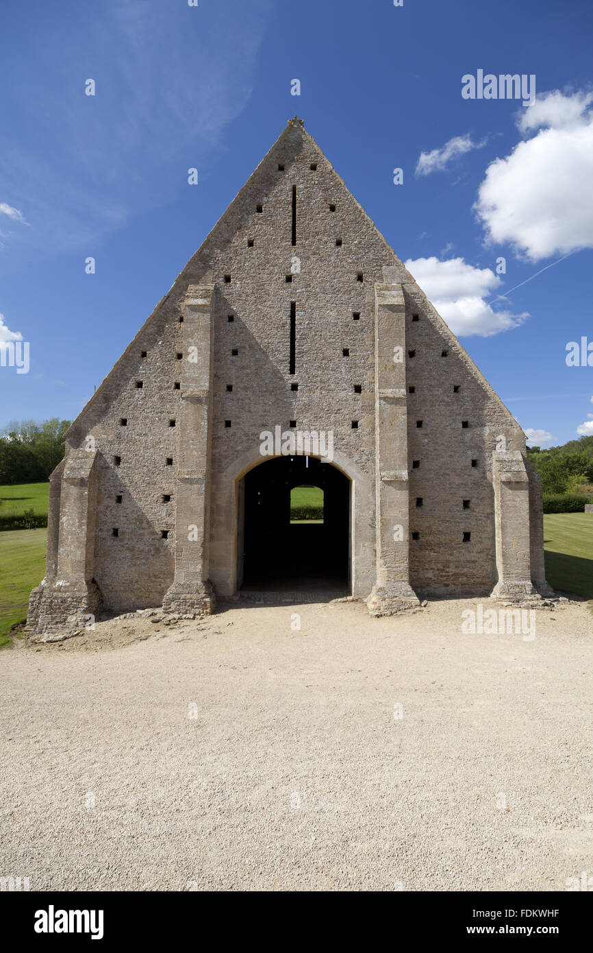 13th century great coxwell monastic hi-res stock photography and images ...