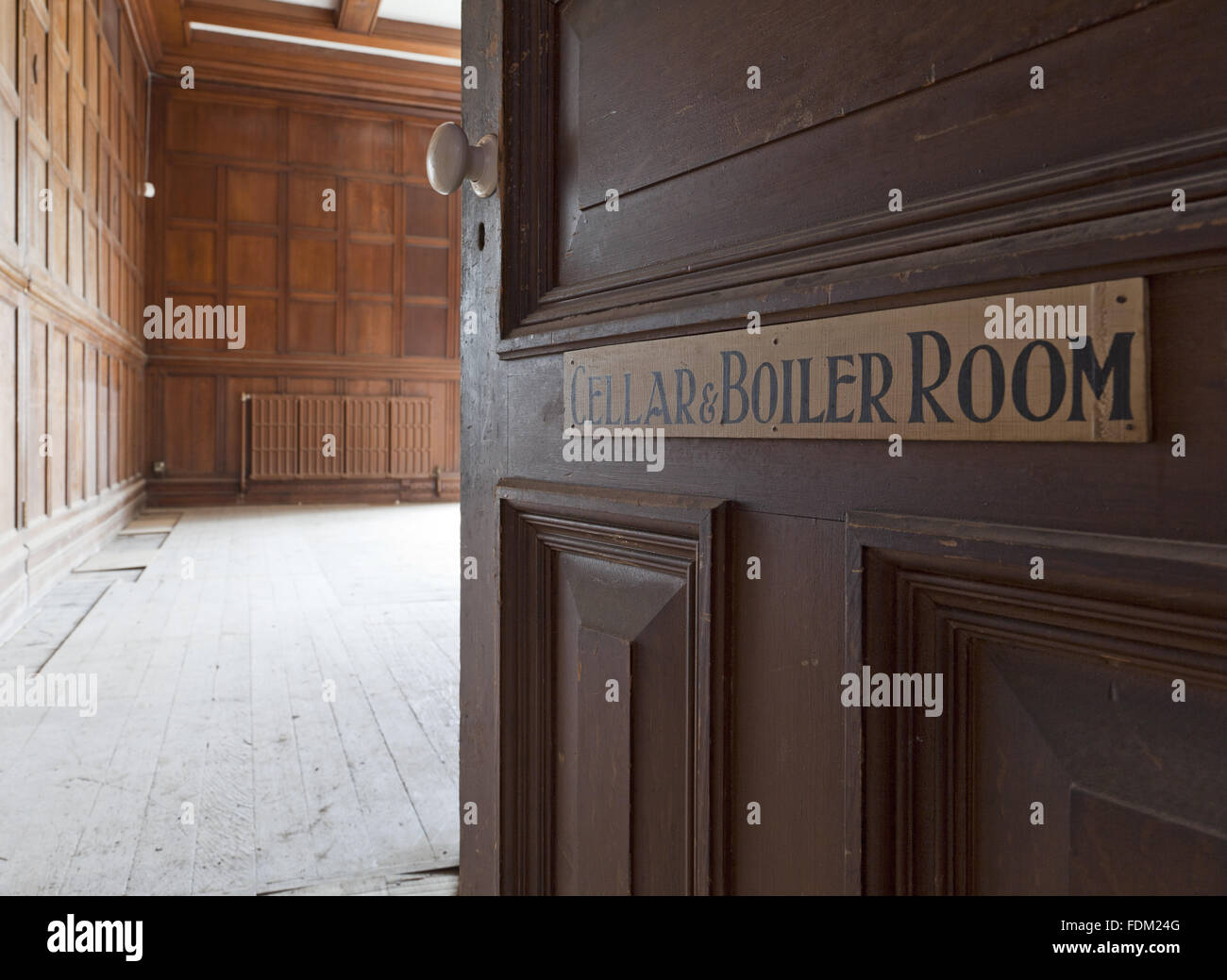 Open cellar door hi-res stock photography and images - Alamy