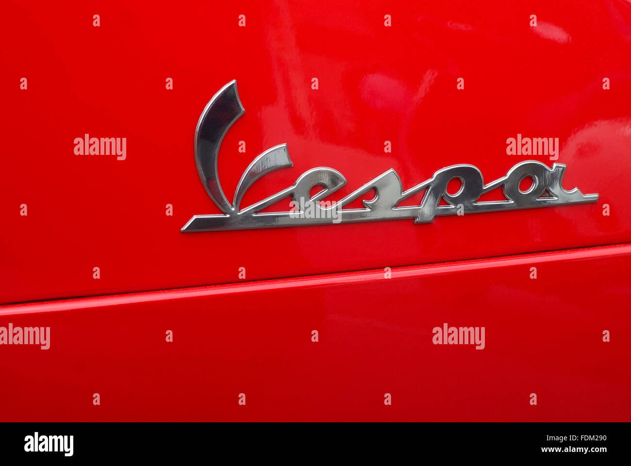 Vespa logo hi-res stock photography and images - Alamy