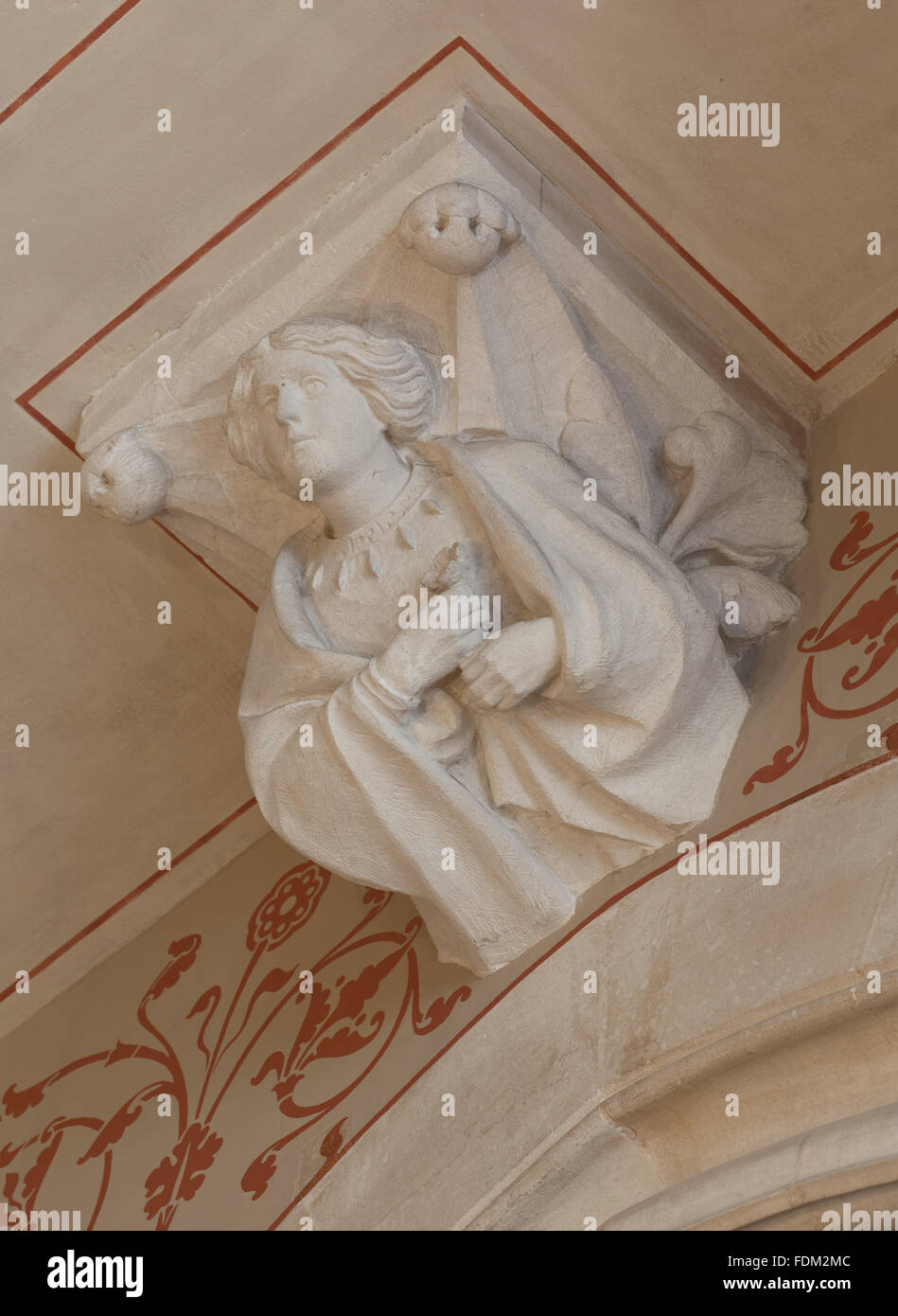 Stone corbels hi-res stock photography and images - Alamy