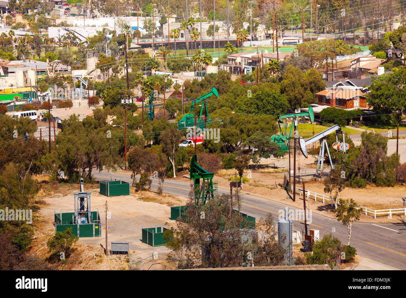 Long beach oil rig hi-res stock photography and images - Alamy
