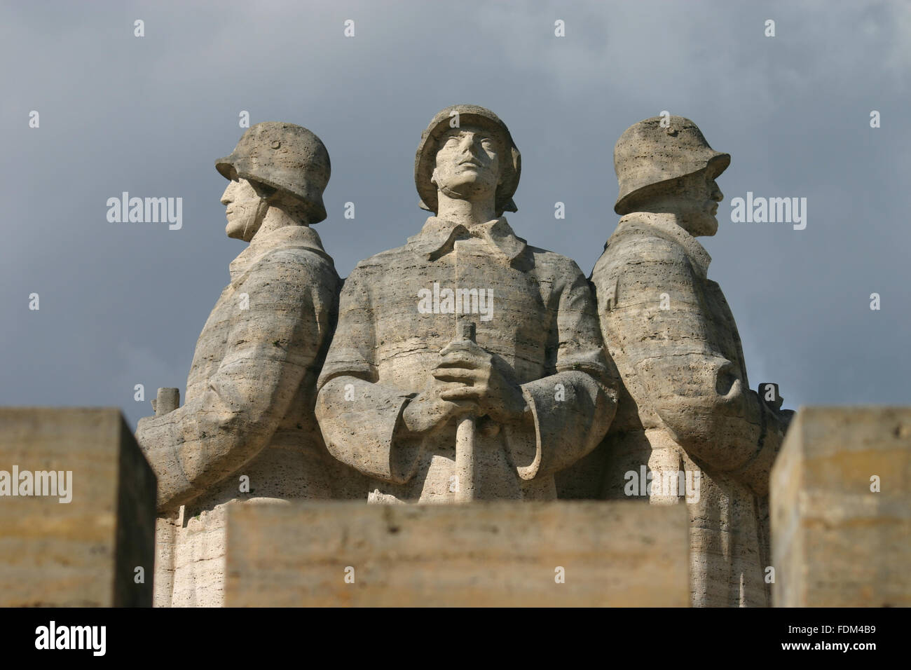 memorial,army soldier,war memorial Stock Photo - Alamy