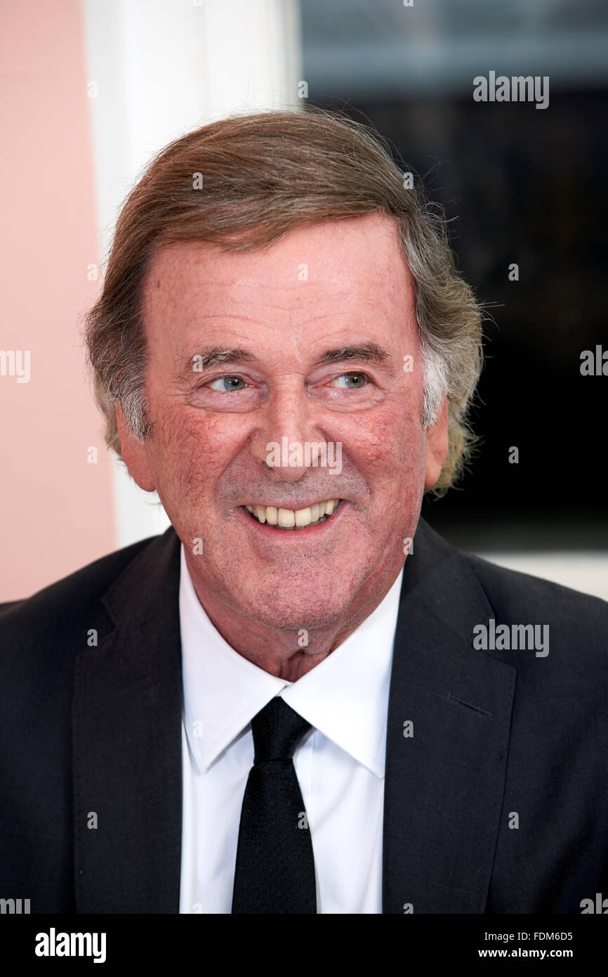 Terry Wogan at The Oldie Literary Lunch 10/12/13 Stock Photo - Alamy