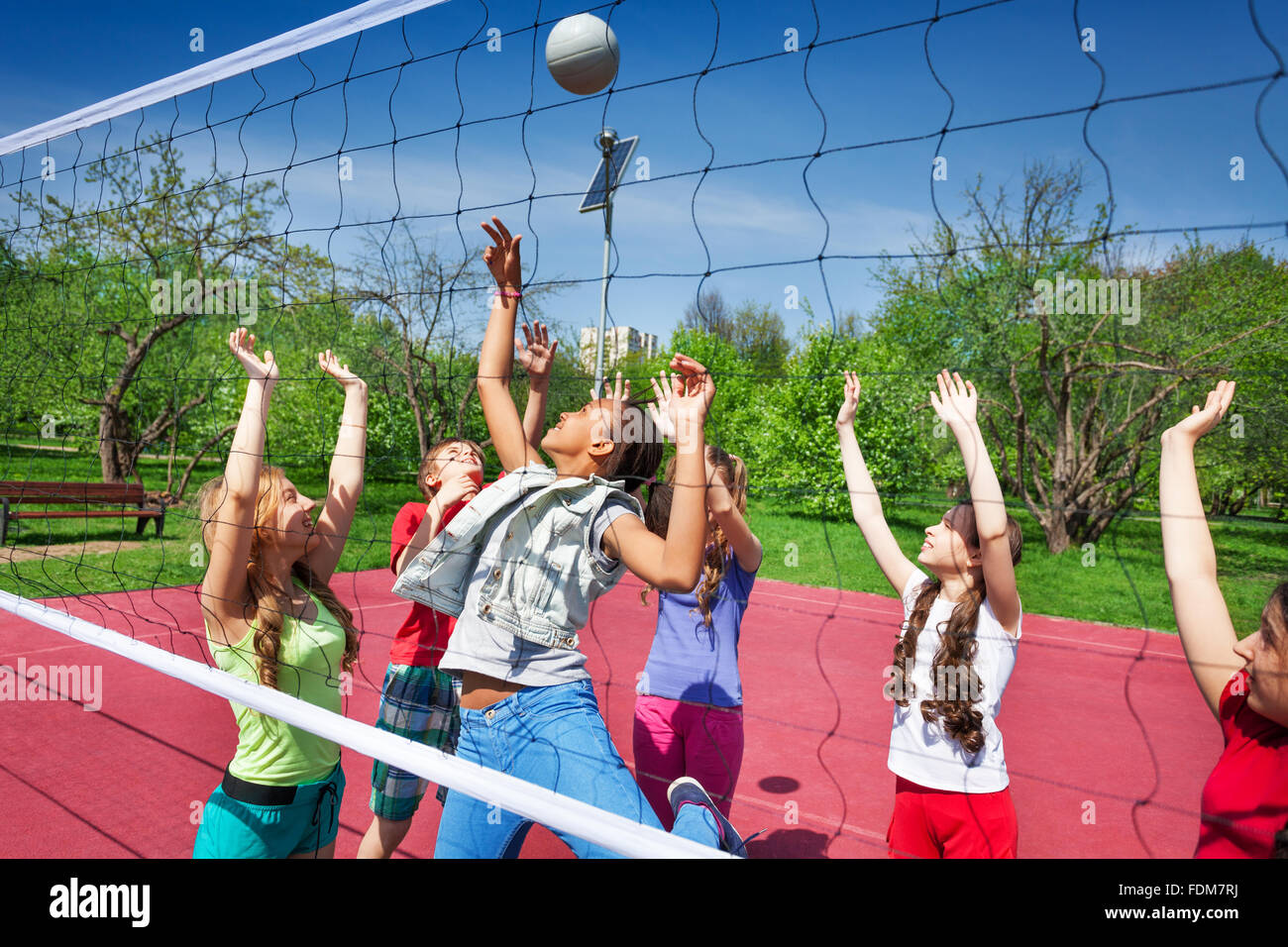 African children playing volleyball hi-res stock photography and images ...