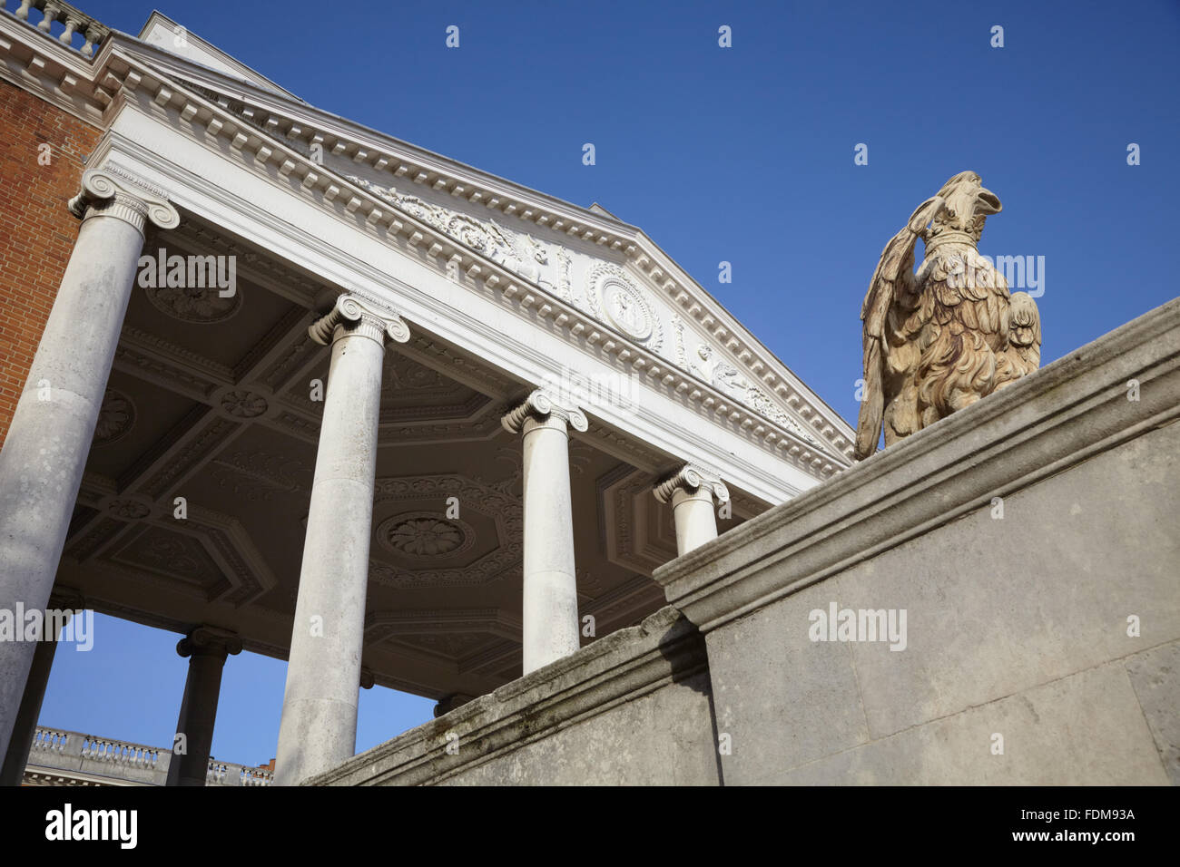 The "transparent" portico on the east front at Osterley, Isleworth ...
