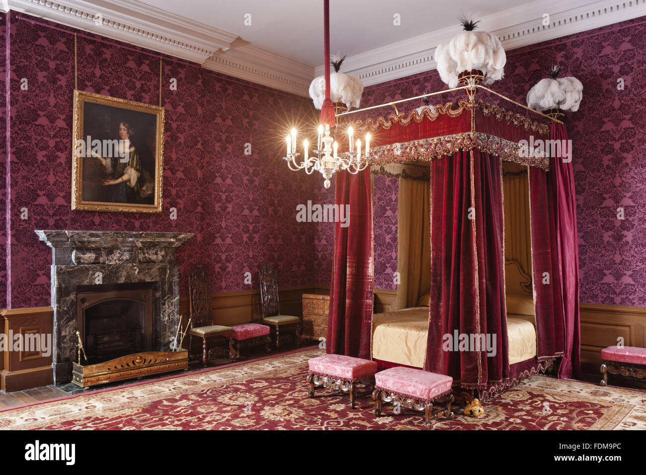 Queen anne period hi-res stock photography and images - Alamy