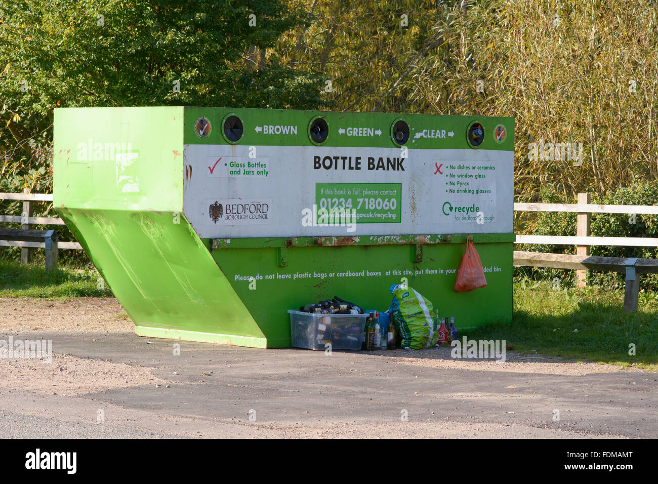 Bottle bank green bottles hi-res stock photography and images - Alamy