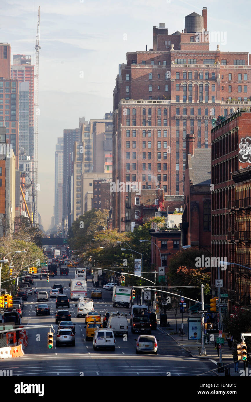 10th street in manhattan hi-res stock photography and images - Alamy