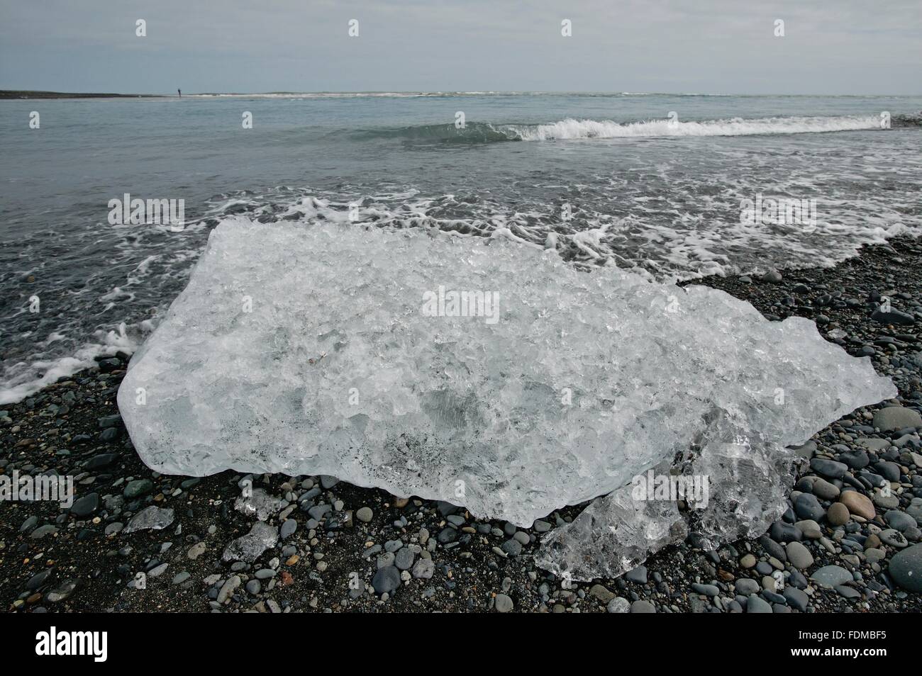 Ice floes on the beach at jokulsarlon hi-res stock photography and ...