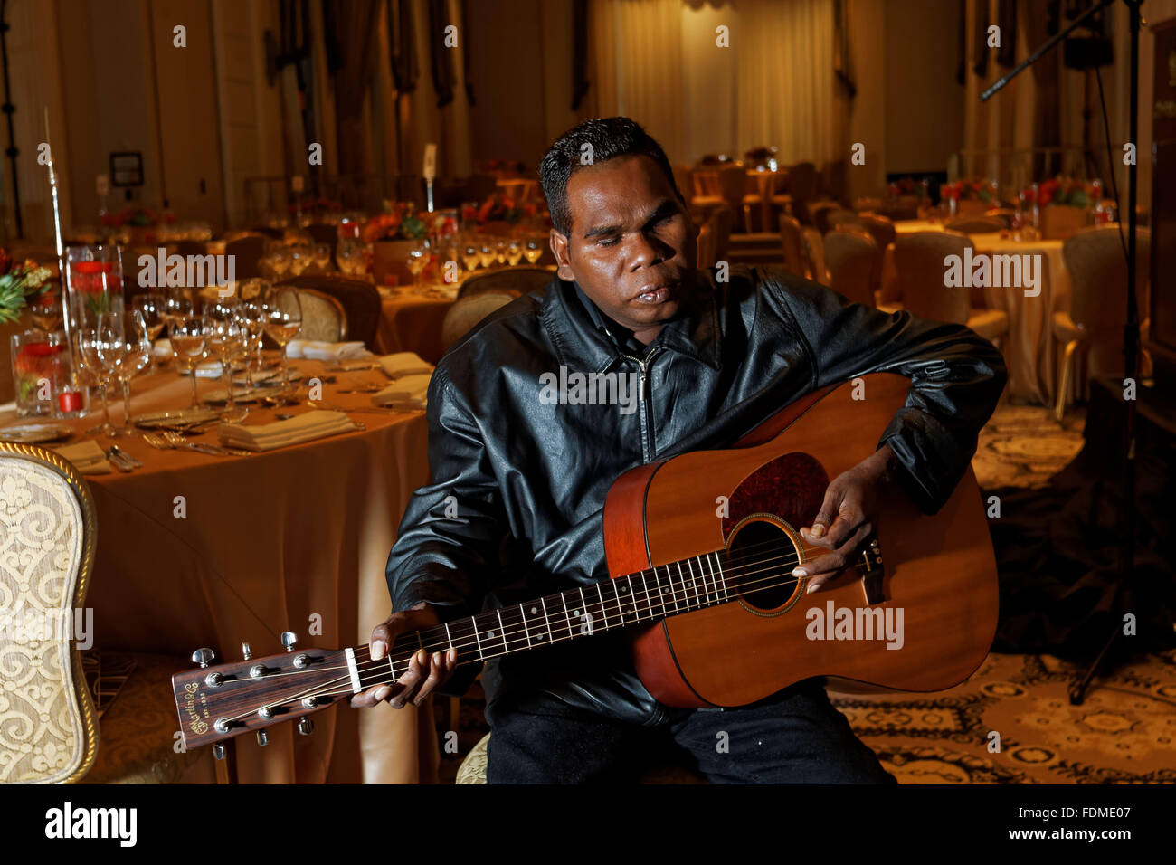 Blind Singer Stock Photos & Blind Singer Stock Images - Alamy