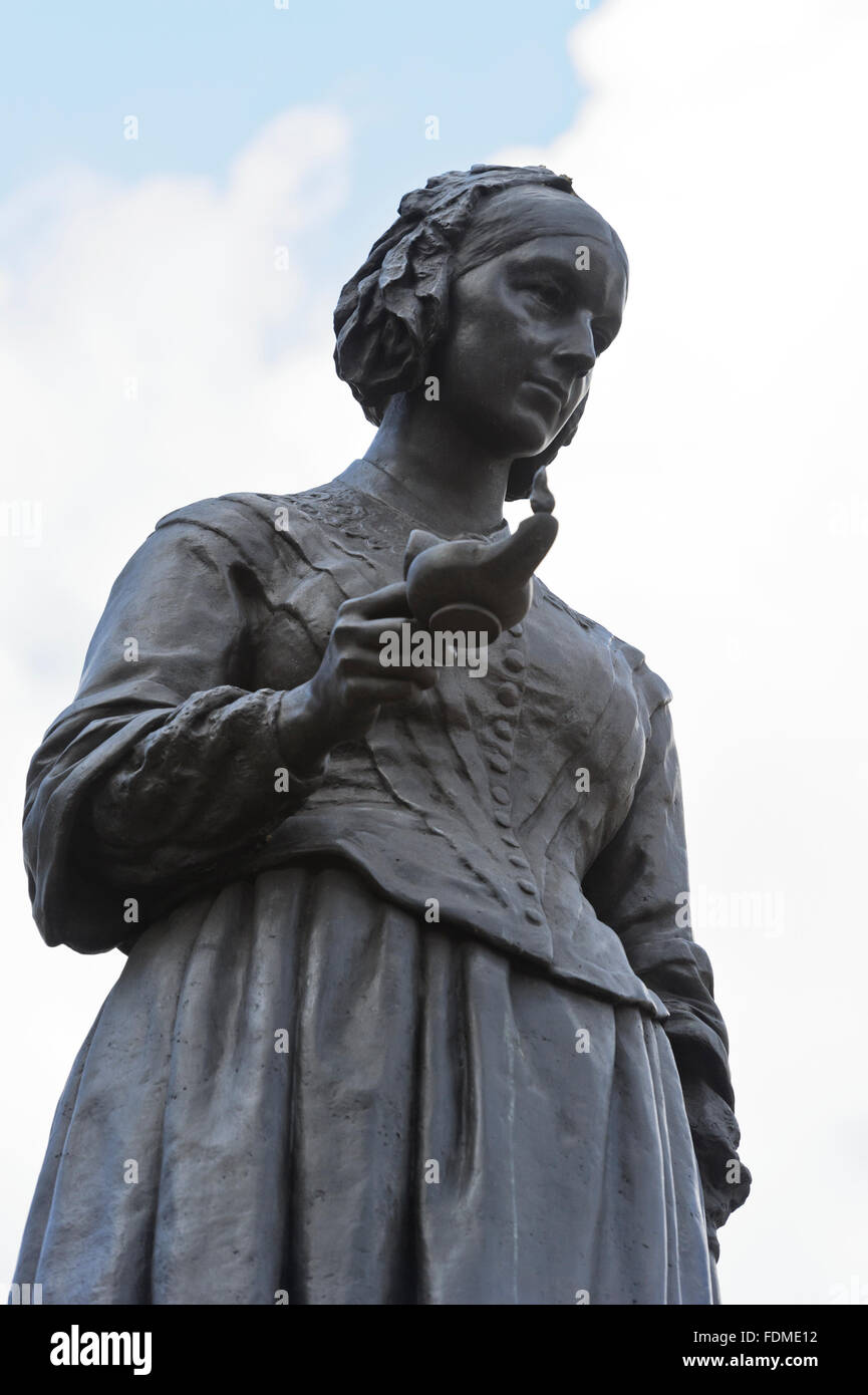 Florence nightingale statue hi-res stock photography and images - Alamy