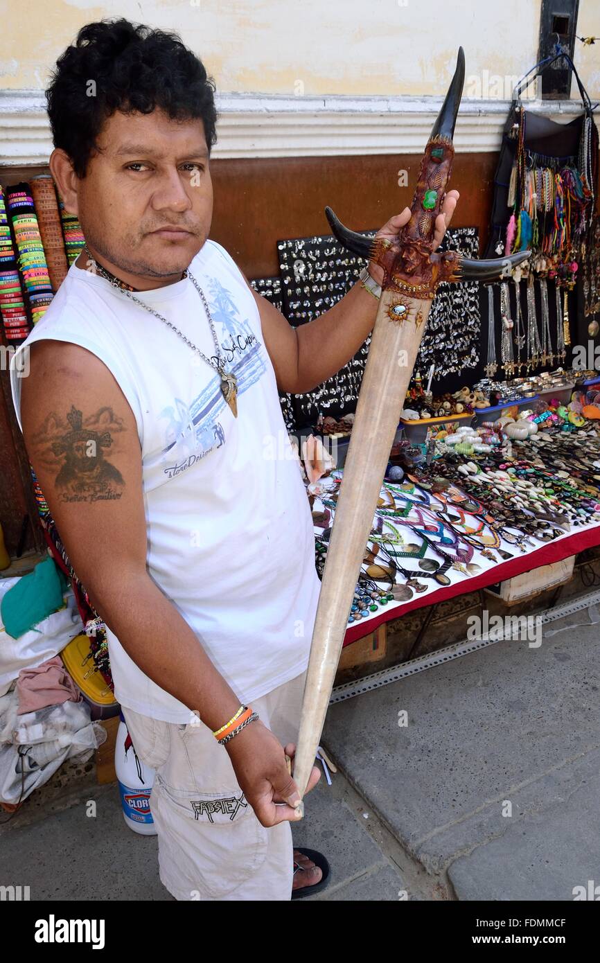 Spade - Market in CATACAOS. Department of Piura .PERU Stock Photo - Alamy