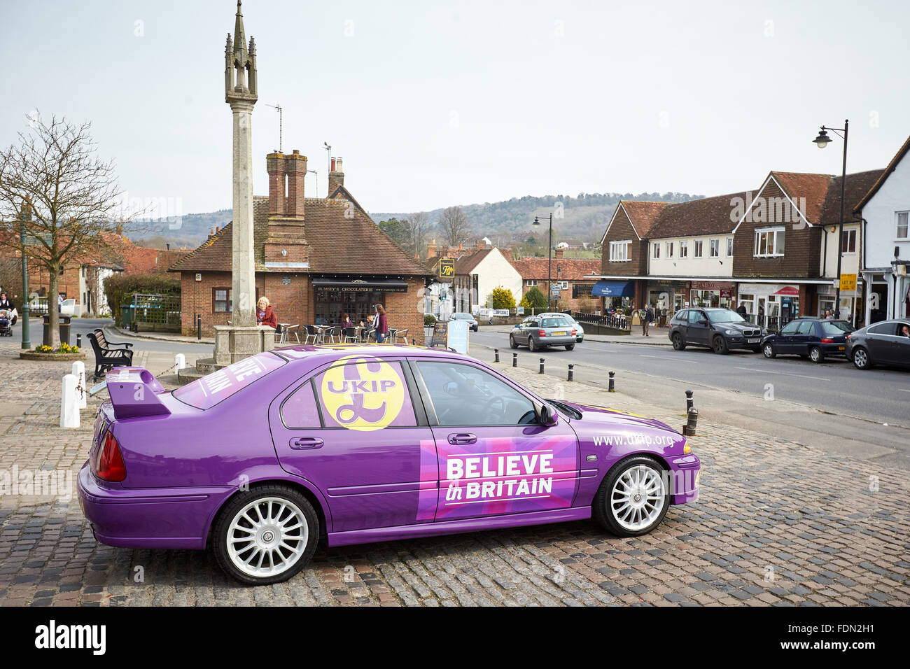 A UKIP branded MG Rover car in Wendover town centre Stock Photo - Alamy