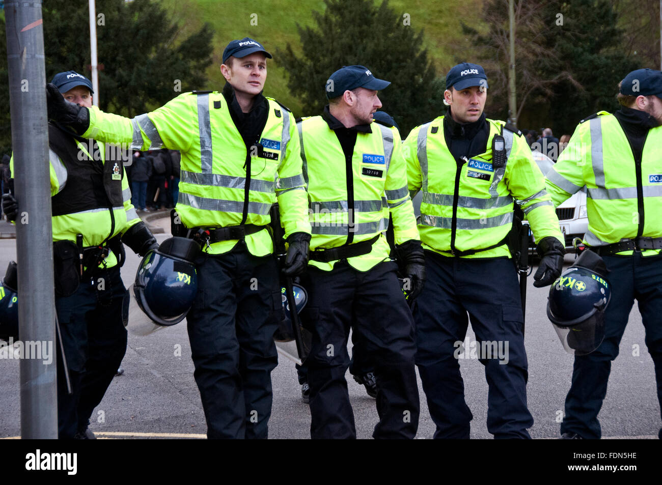 Immigration officers uk hi-res stock photography and images - Alamy