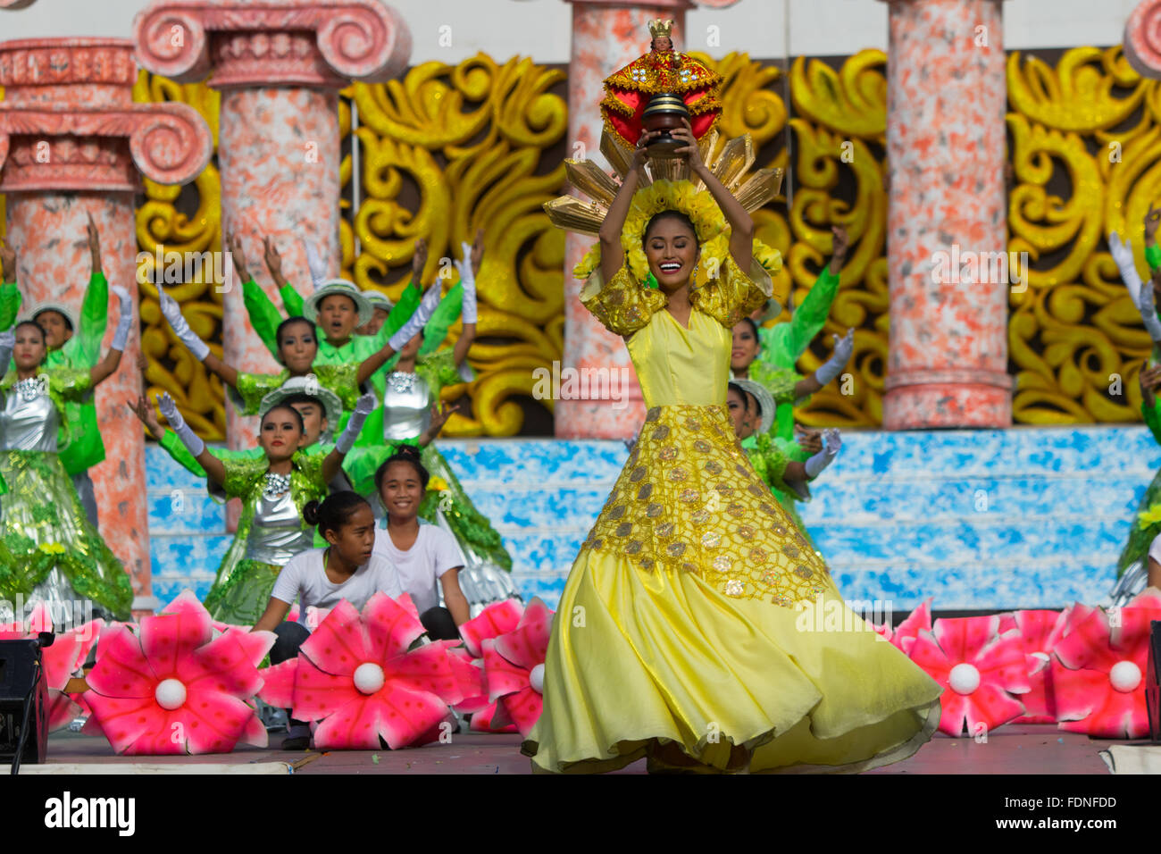Cebu City,Philippines 09/01/2016. Dancers from the Provincial areas ...