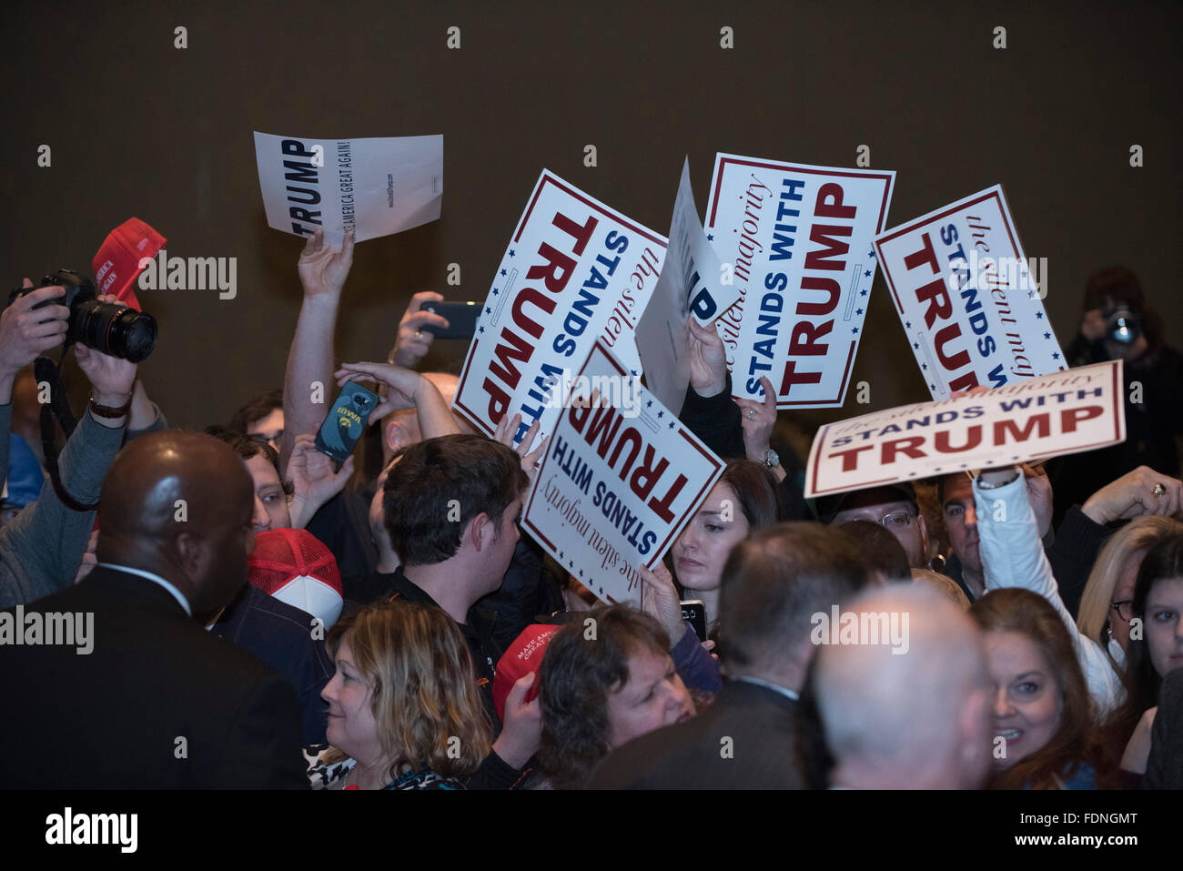 Ivanka Trump, daughter of Republican presidential candidate front ...