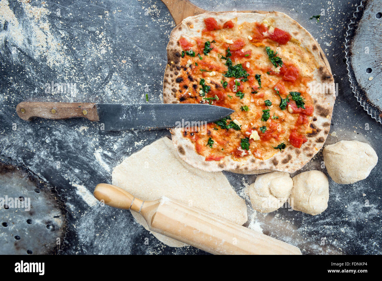 Home made pizza hi-res stock photography and images - Alamy