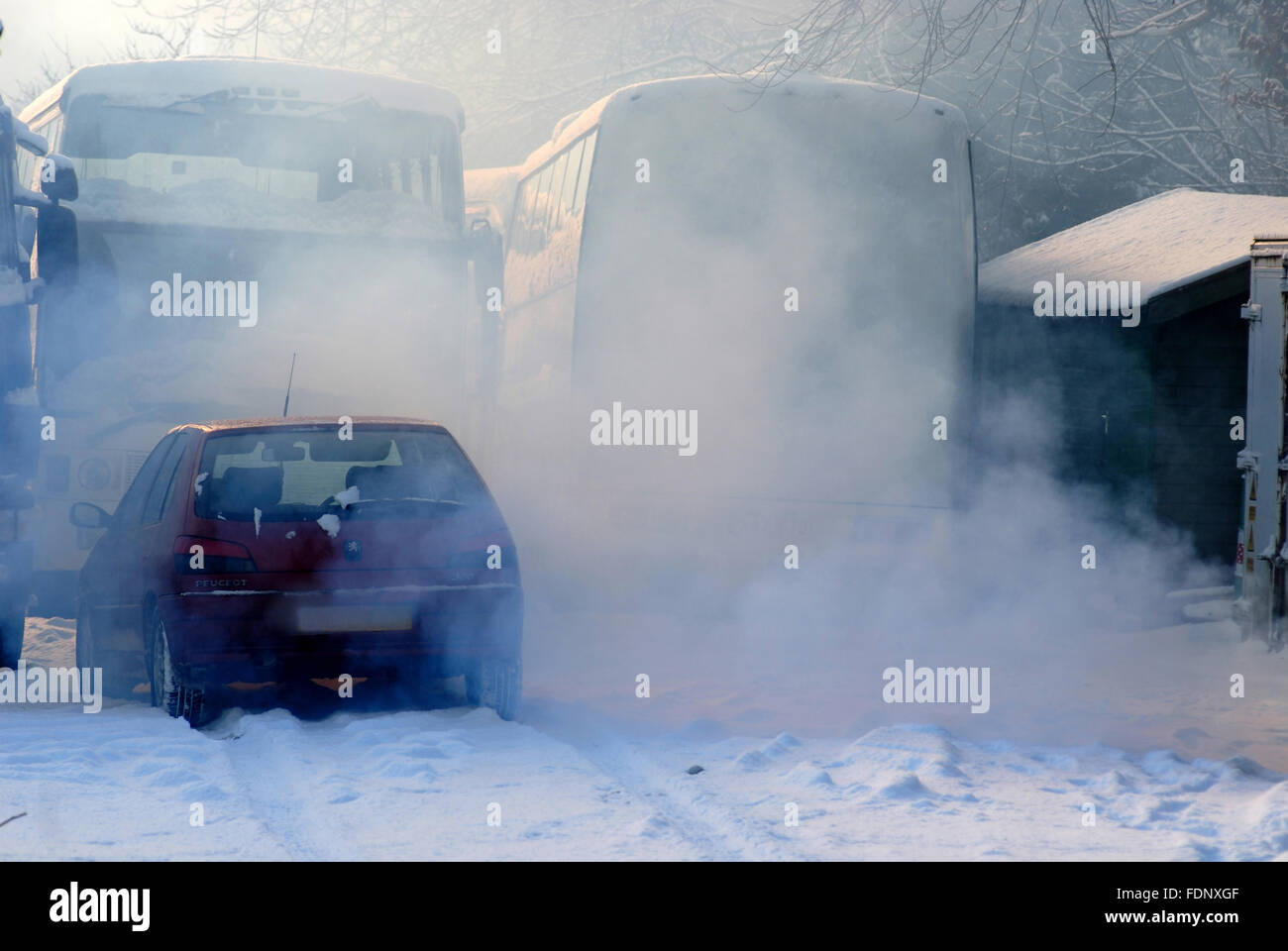 Cars traffic snow smog hi-res stock photography and images - Alamy