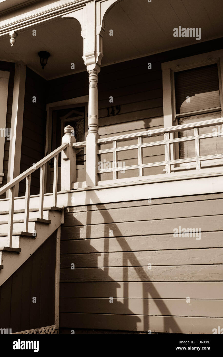 House shadow porch hi-res stock photography and images - Alamy