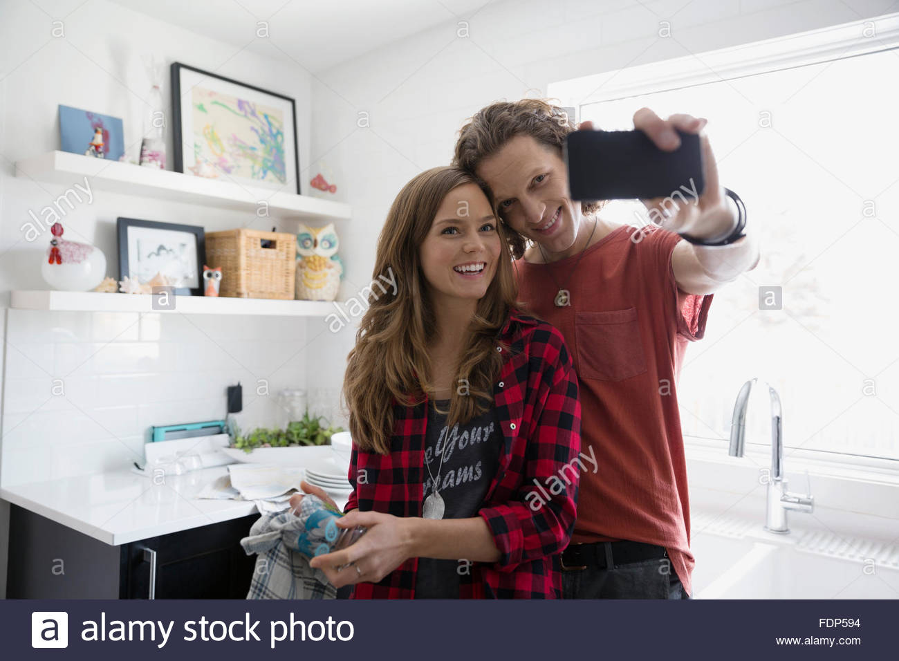 Women selfie kitchen hi-res stock photography and images - Alamy