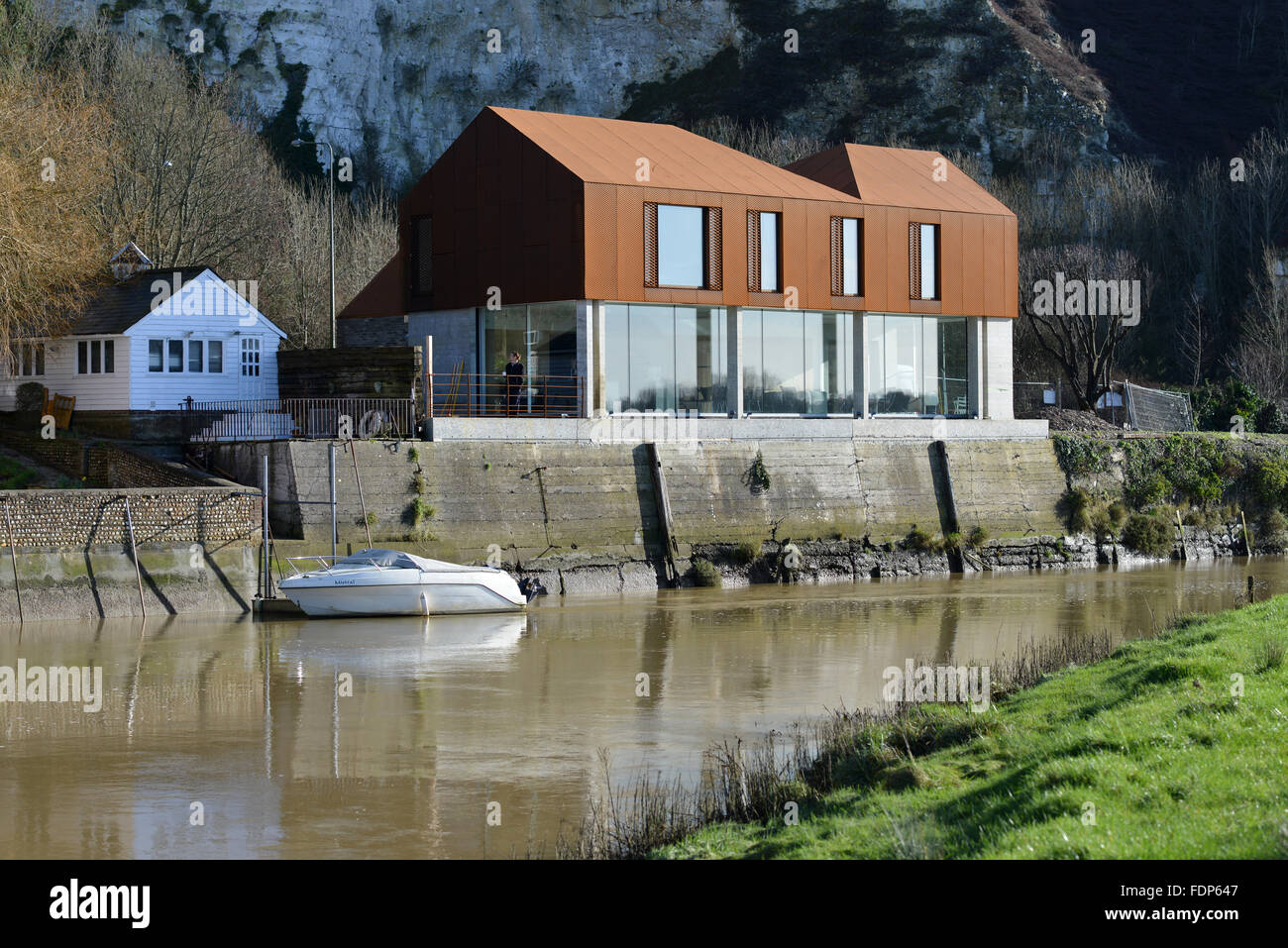 'Grand Designs' architect designed new home built in Lewes on the banks ...