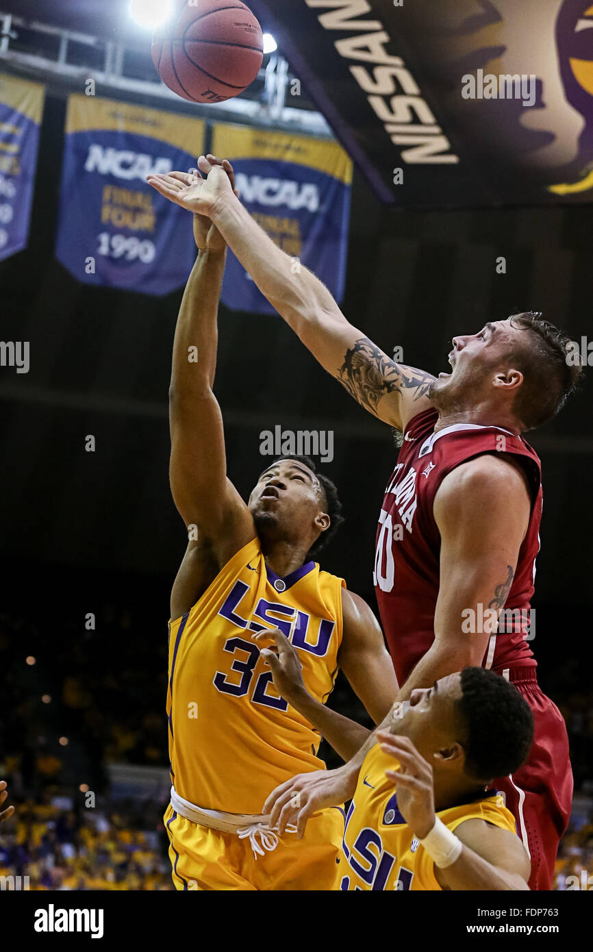 Oklahoma sooners forward ryan spangler 00 hi-res stock photography and ...