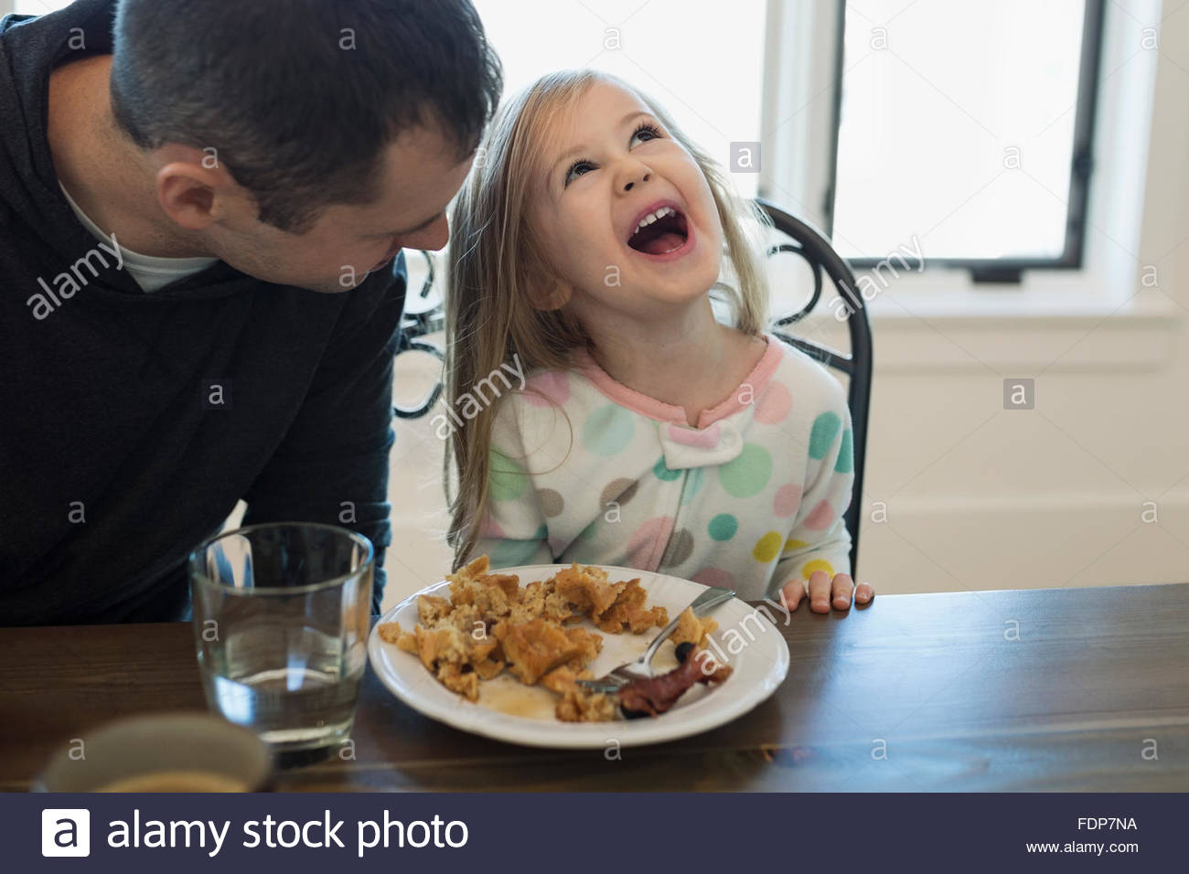Man laughing table hi-res stock photography and images - Alamy