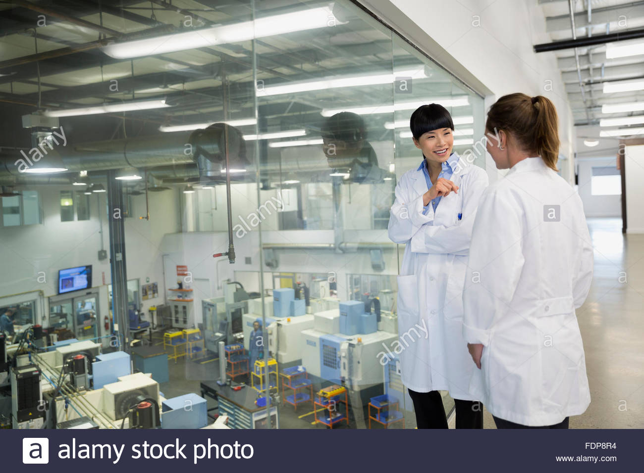 Window production hi-res stock photography and images - Alamy