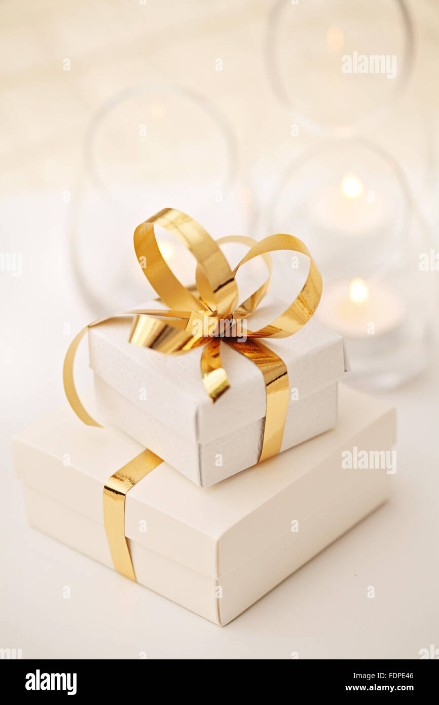 Present object objects hi-res stock photography and images - Alamy