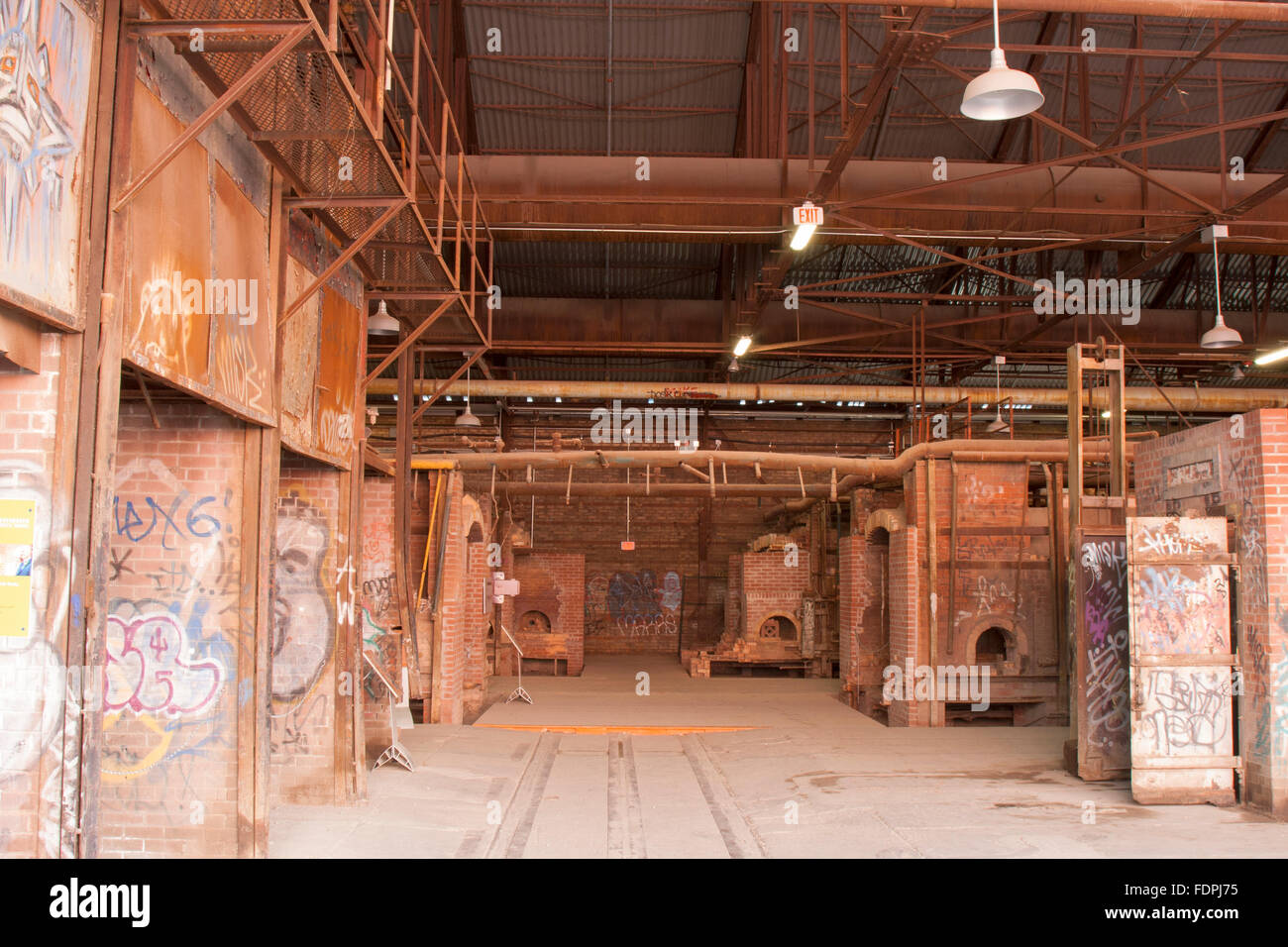 Ruin brick factory hi-res stock photography and images - Alamy
