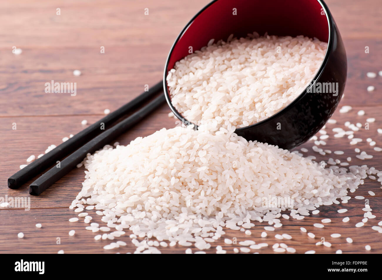 Tipping bowl hi-res stock photography and images - Alamy