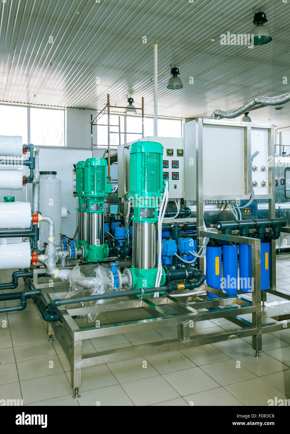 Piping system hi-res stock photography and images - Alamy