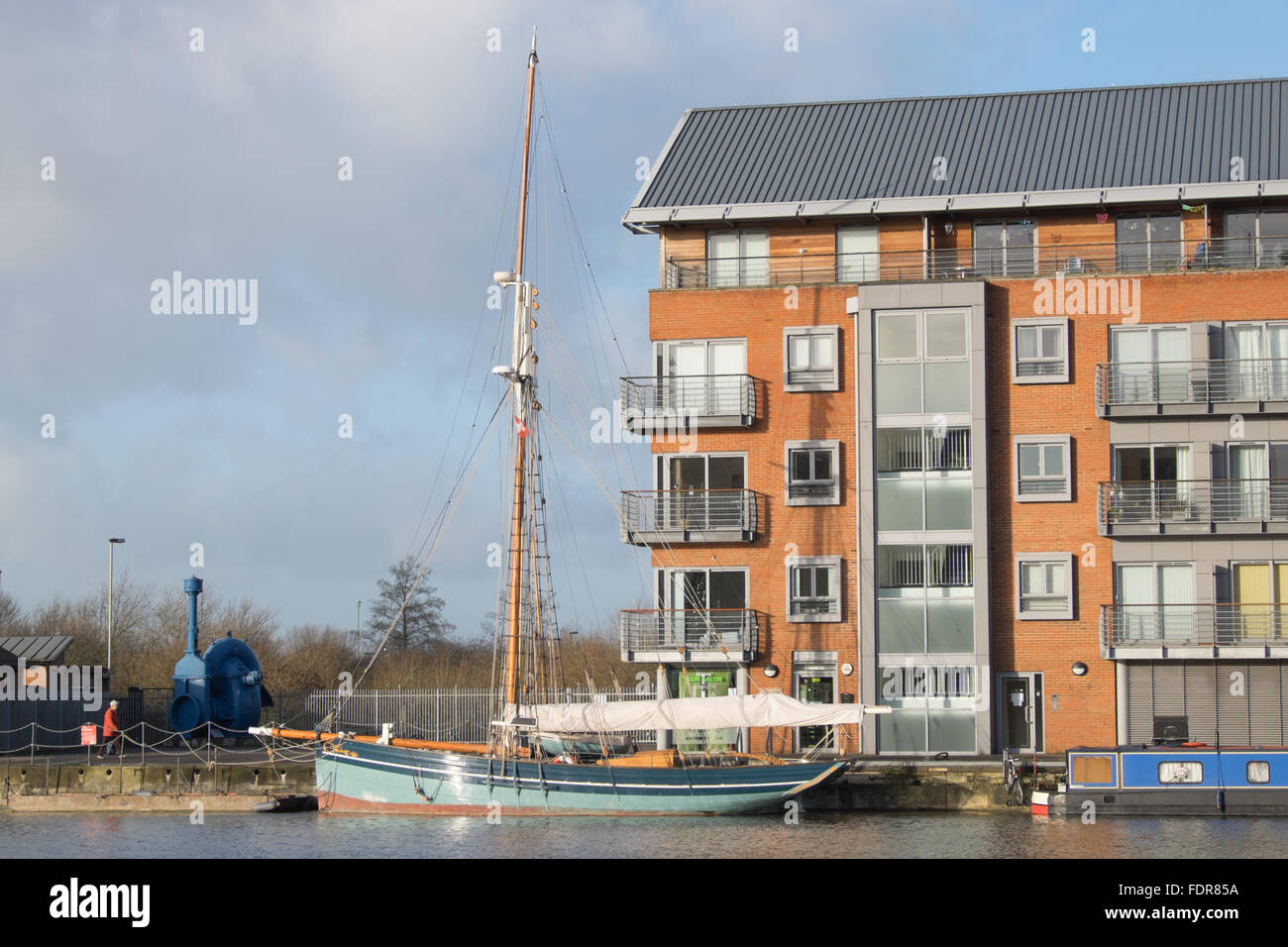 Pilot cutter Ezra at Gloucester docks Stock Photo - Alamy