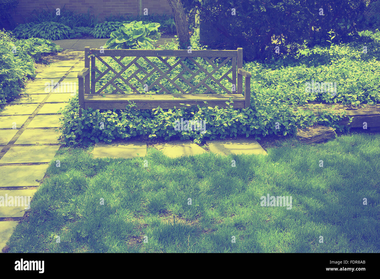 Wood garden bench hi-res stock photography and images - Alamy