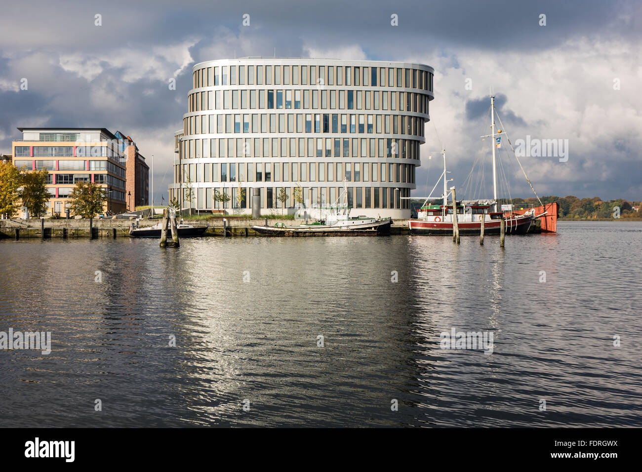 Service aida hi-res stock photography and images - Alamy