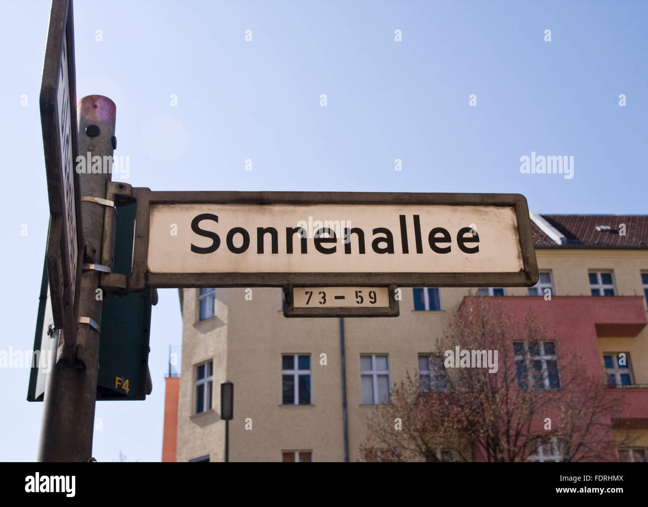 Sonnenallee street hi-res stock photography and images - Alamy