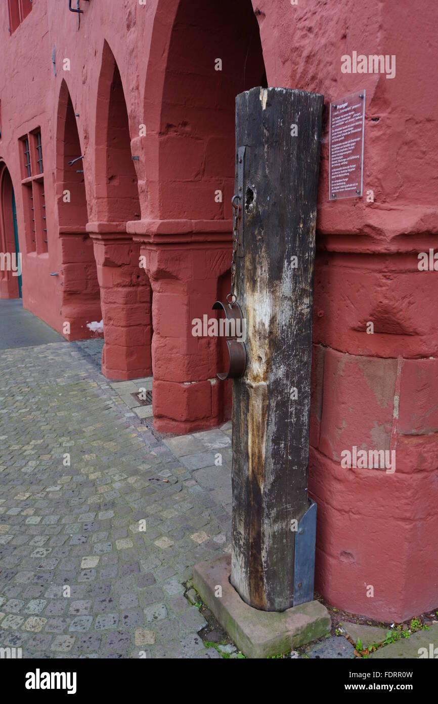 Ancient Pillory High Resolution Stock Photography and Images - Alamy