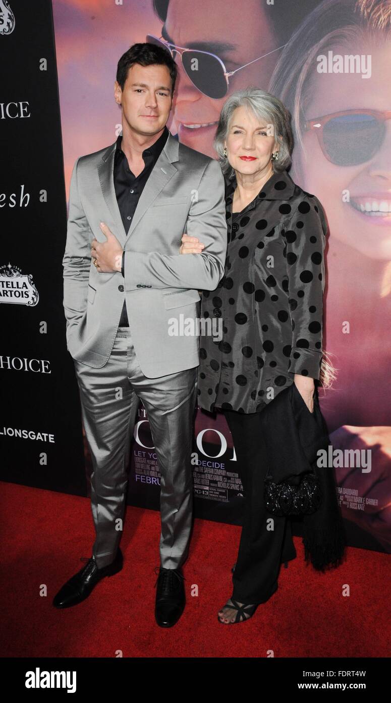 Los Angeles, CA, USA. 1st Feb, 2016. Benjamin Walker, Jeannine Walker ...