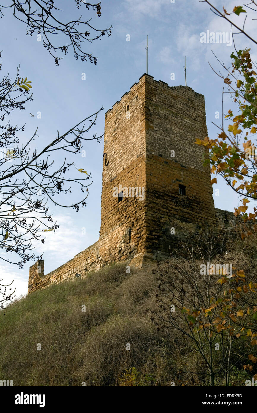 Gleichen Castle Ruin Stock Photos & Gleichen Castle Ruin Stock Images ...