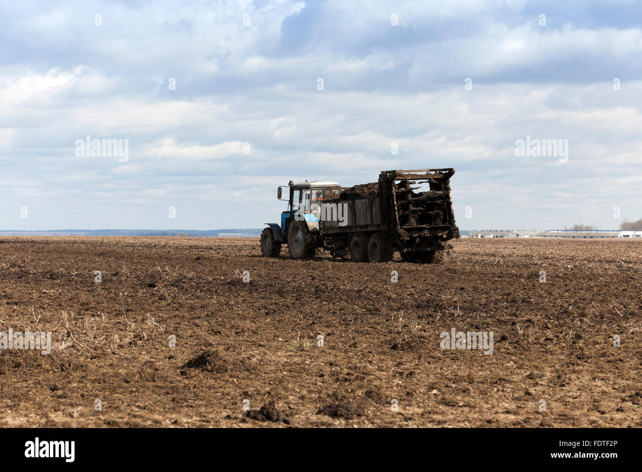 fertilizer agricultural field Stock Photo - Alamy